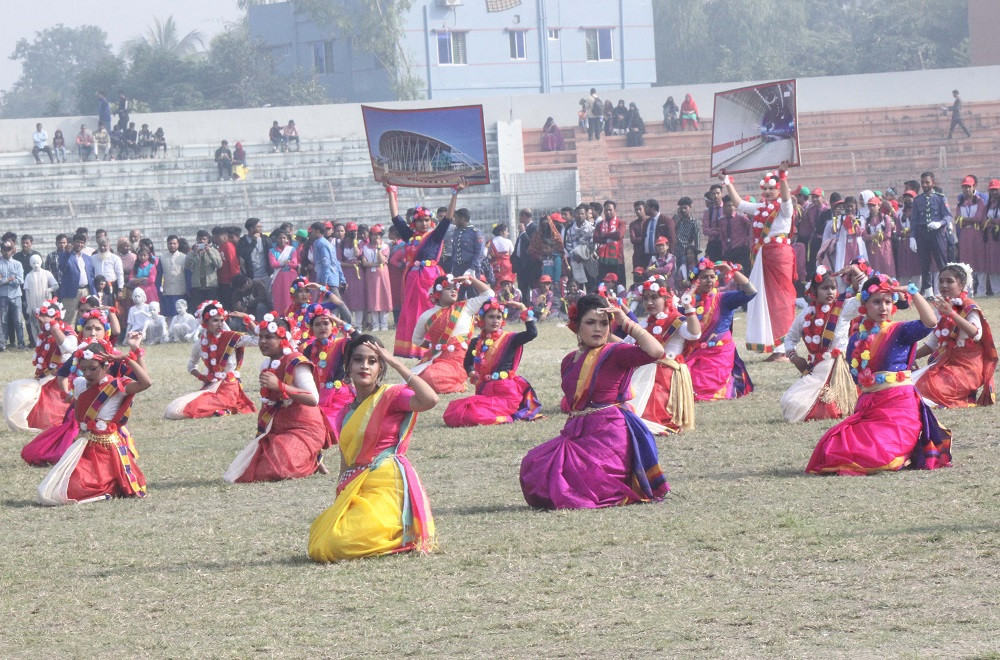 রংপুরে মনোমুগ্ধকর ডিসপ্লে