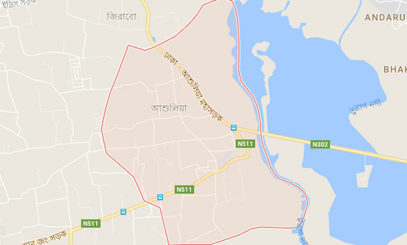 আশুলিয়ায় ট্রাকচাপায় চিকিৎসক নিহত