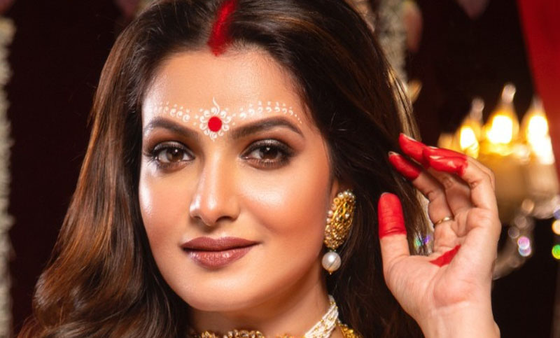 হাসপাতালে নেওয়া হলো তনুশ্রীকে