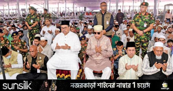 জাতীয় ঈদগাহে ঈদের নামাজ আদায় করলেন রাষ্ট্রপতি